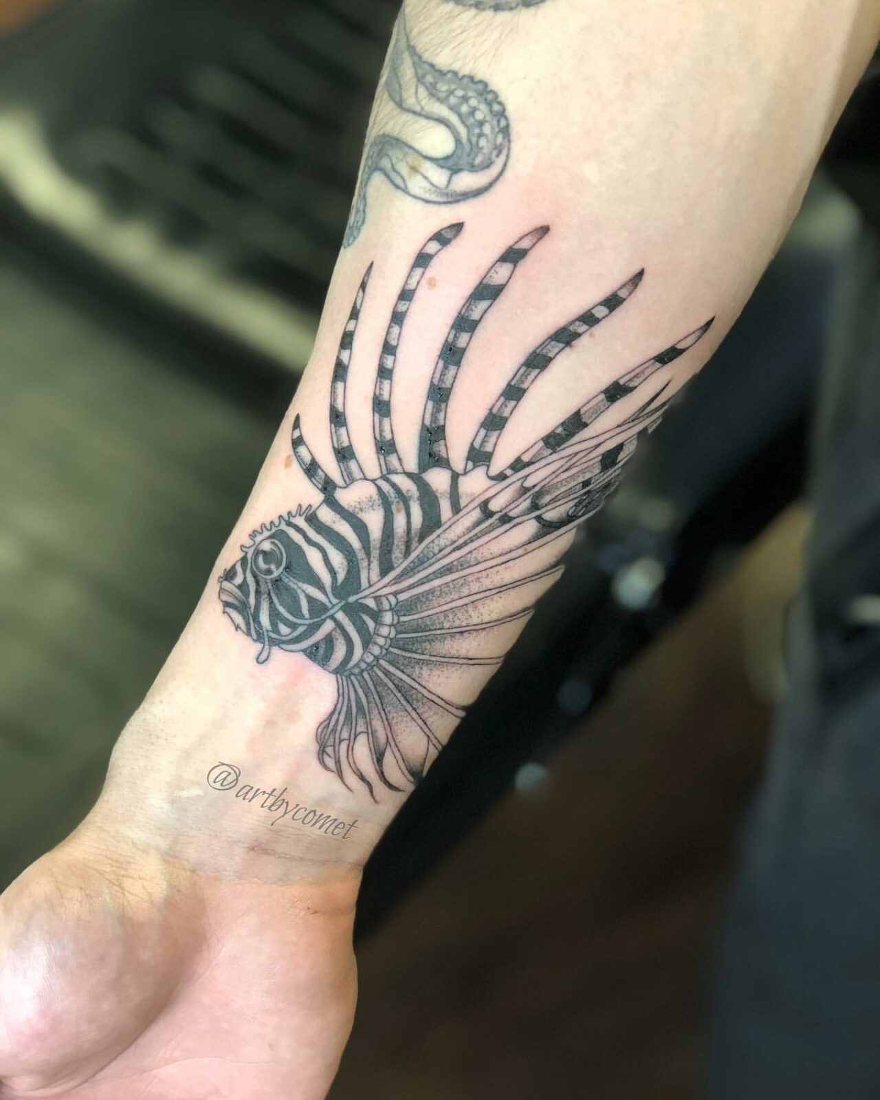 56 Unique Sea Animal Tattoo Ideas for Men & Women in 2024