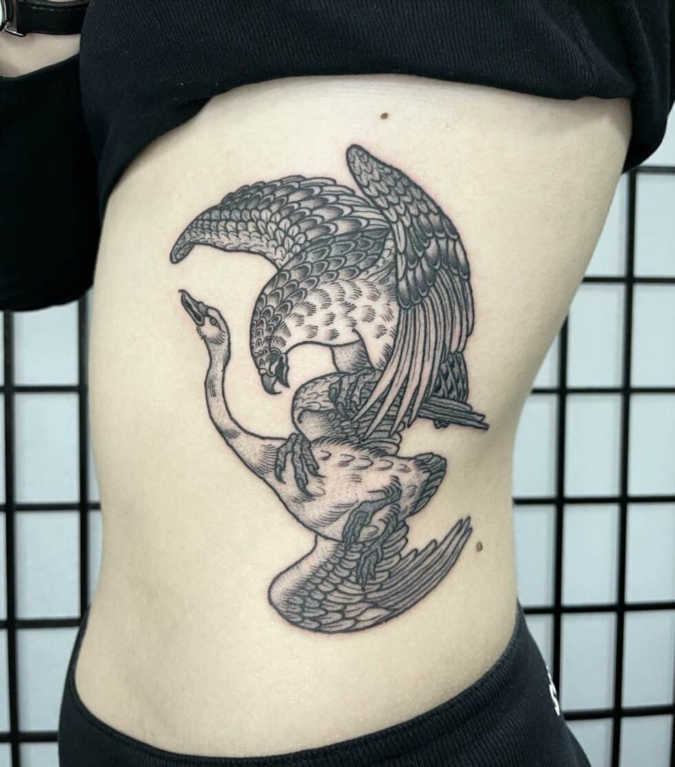 50 Amazing Hawk Tattoo Ideas for Men & Women in 2024