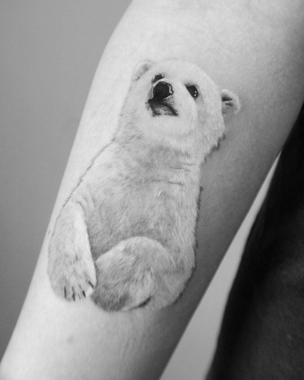 34 Bear Tattoo Ideas for Men & Women in 2024