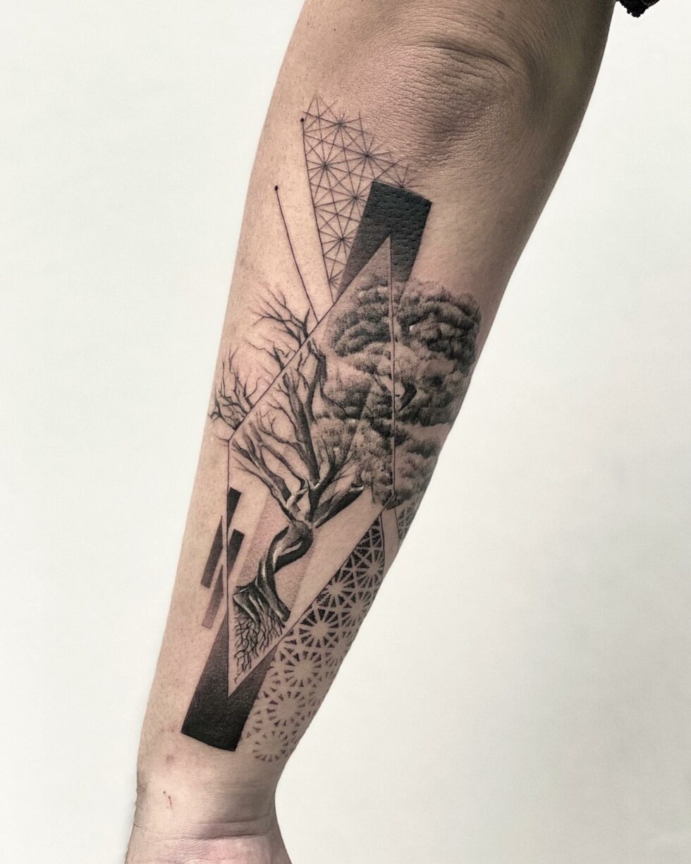 20 Profound Tree of Life Tattoo Ideas for Men & Women in 2024