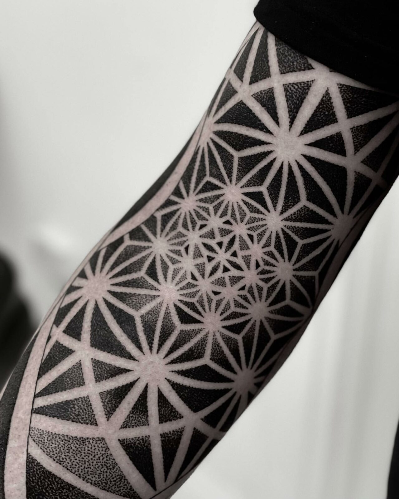 29 Outstanding Sacred Geometry Tattoo Ideas for Women & Men in 2024